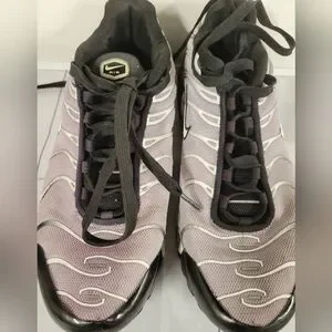 Nike | Shoes | Nike Air Max Plus Tn Black Grey Tuned Air Womens Size ...